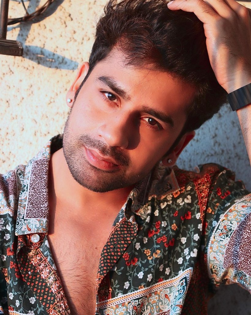 Aashish Mehrotra Wiki, Age, Height, Weight, Family, Wife & Net Worth ...